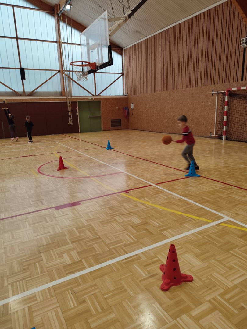 Opération Basket Ecole – CP et CE1 de la classe de Murielle – Ecole ...
